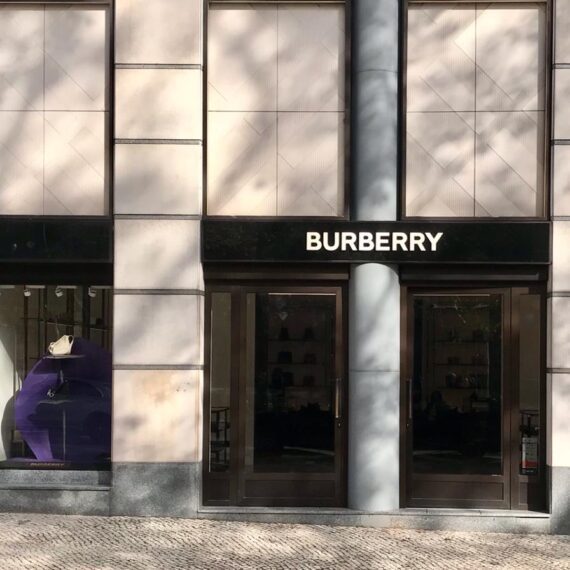 História da Família Brodheim na Avenida da Liberdade: Um Caminho de ...